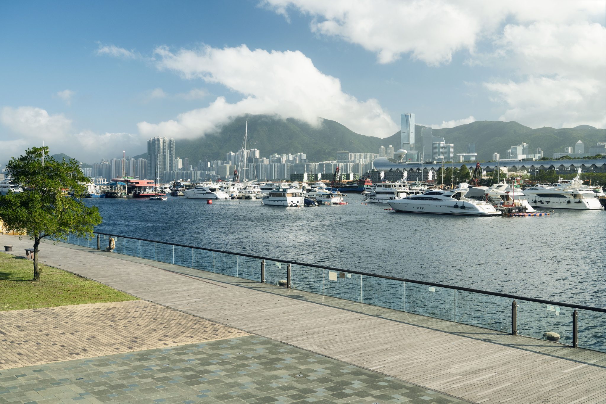 Location - Landmark East